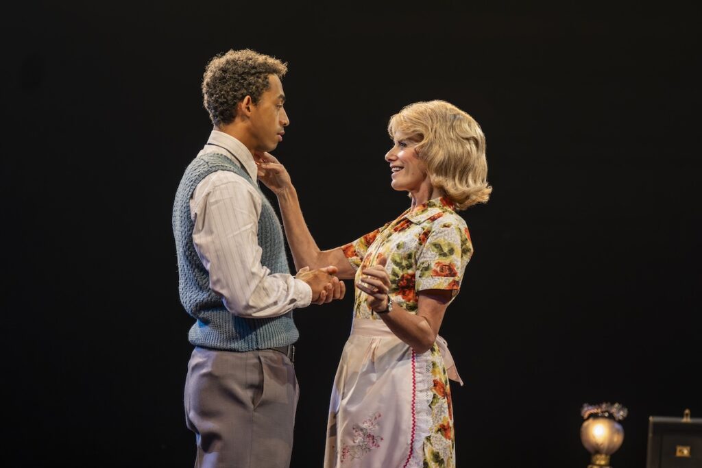 REVIEW: Entertaining Mr Sloane at the Young Vic