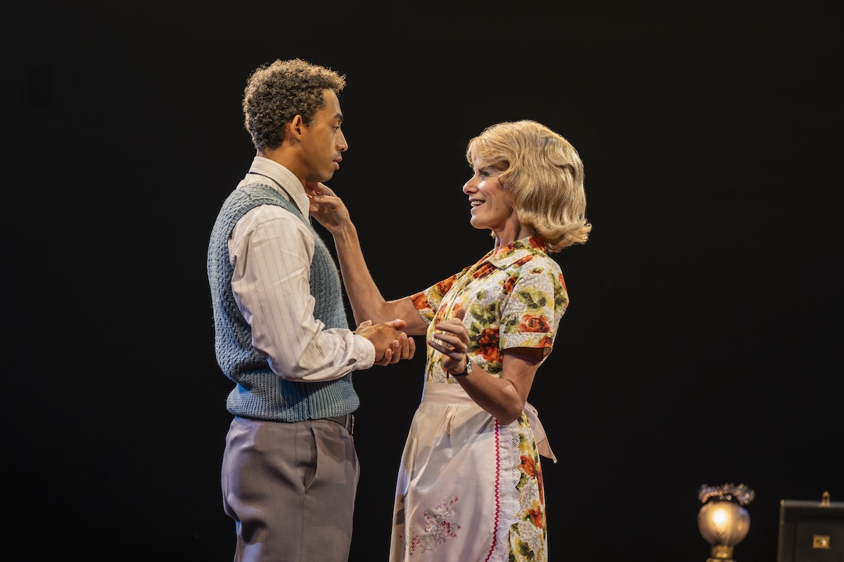 REVIEW: Entertaining Mr Sloane at the Young Vic